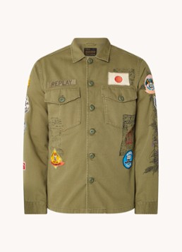 Replay Jack met patches en backprint • Legergroen • de Bijenkorf