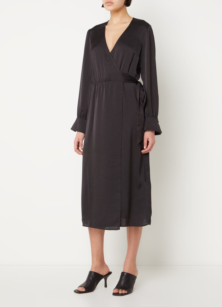 Baandsh Iris Midi Wikkeljurk Met Structuur • Zwart • De Bijenkorf