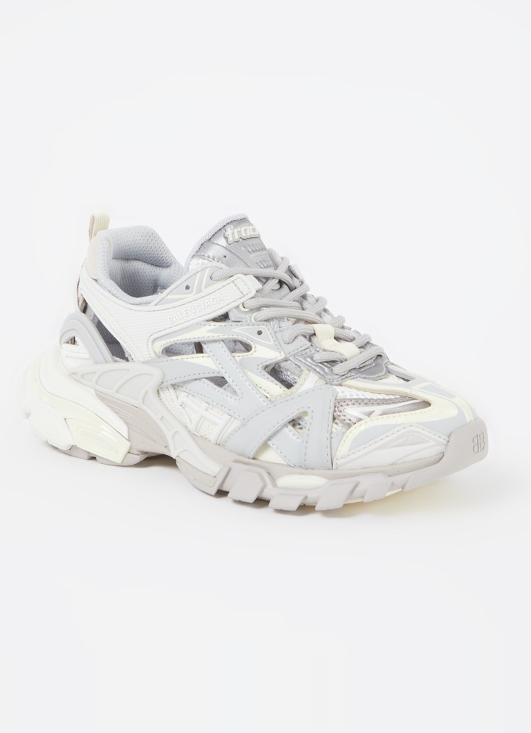 Balenciaga Track.2 sneaker met mesh details • Grijs • de Bijenkorf