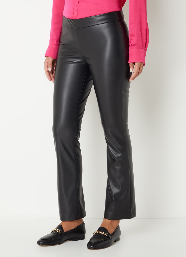 BRAX Malou mid waist straight fit broek van imitatieleer • Zwart • de Bijenkorf
