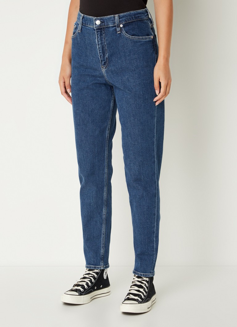 Calvin Klein High waist mom jeans met medium wassing • Indigo • de ...