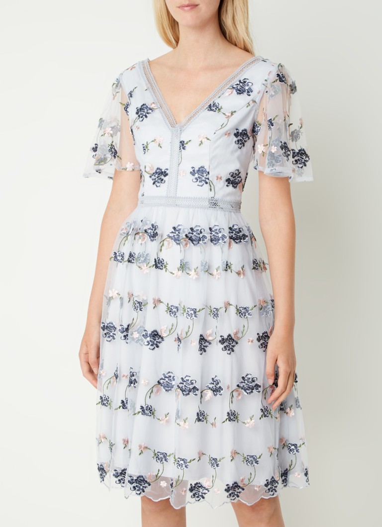 Chi Chi London Lace semi-transparante midi tuniekjurk van kant ...