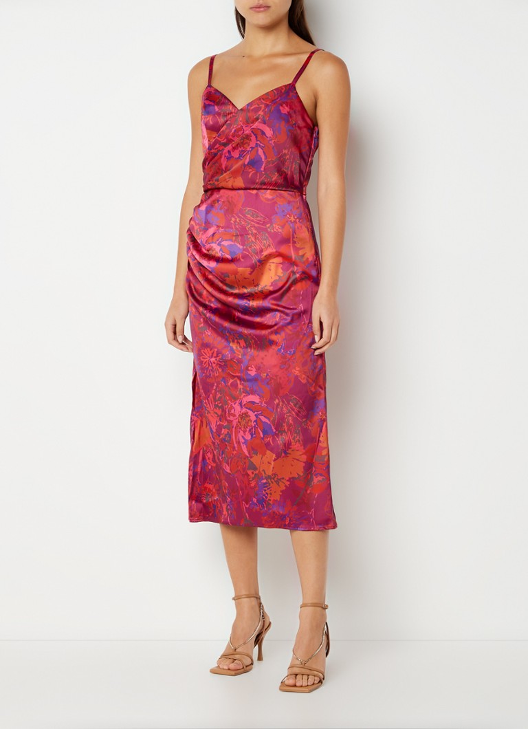 Chi Chi London Midi jurk met plooidetail en zijsplit • Donkerroze • de ...