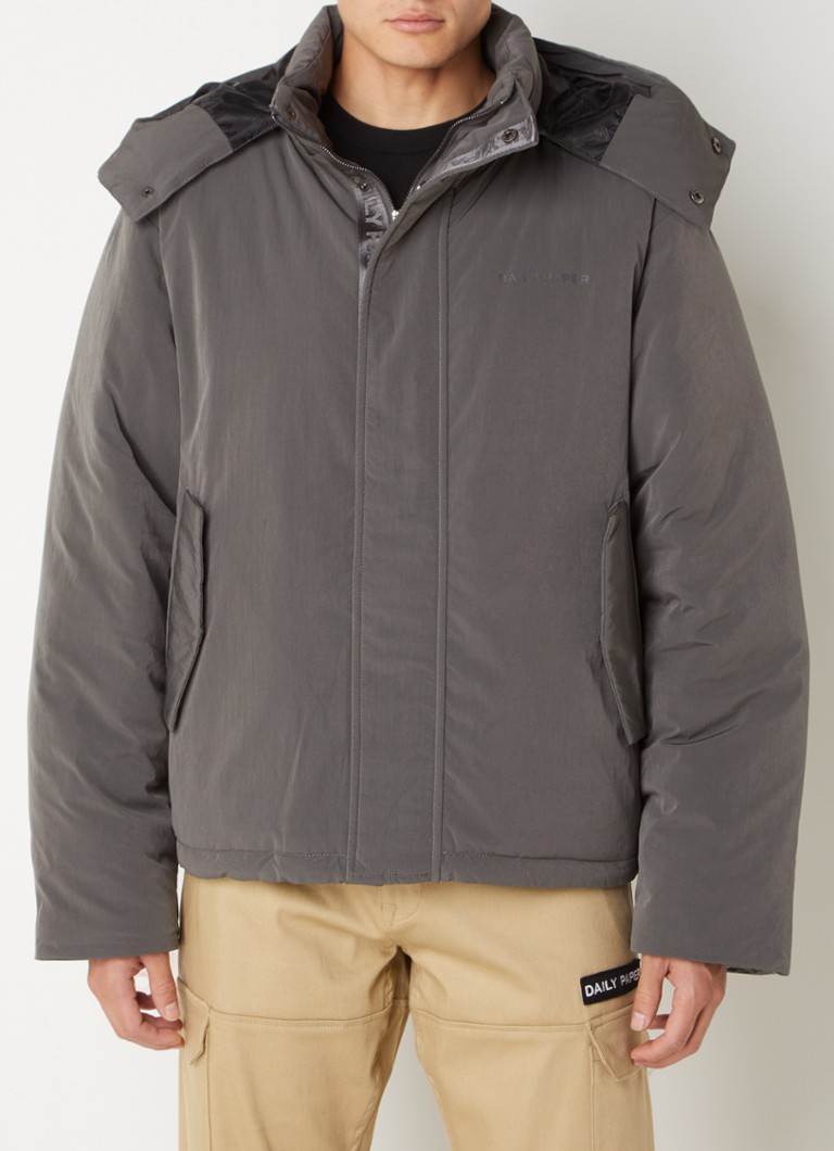 Daily Paper Joel puffer jack met logo en afneembare capuchon • Grijs ...