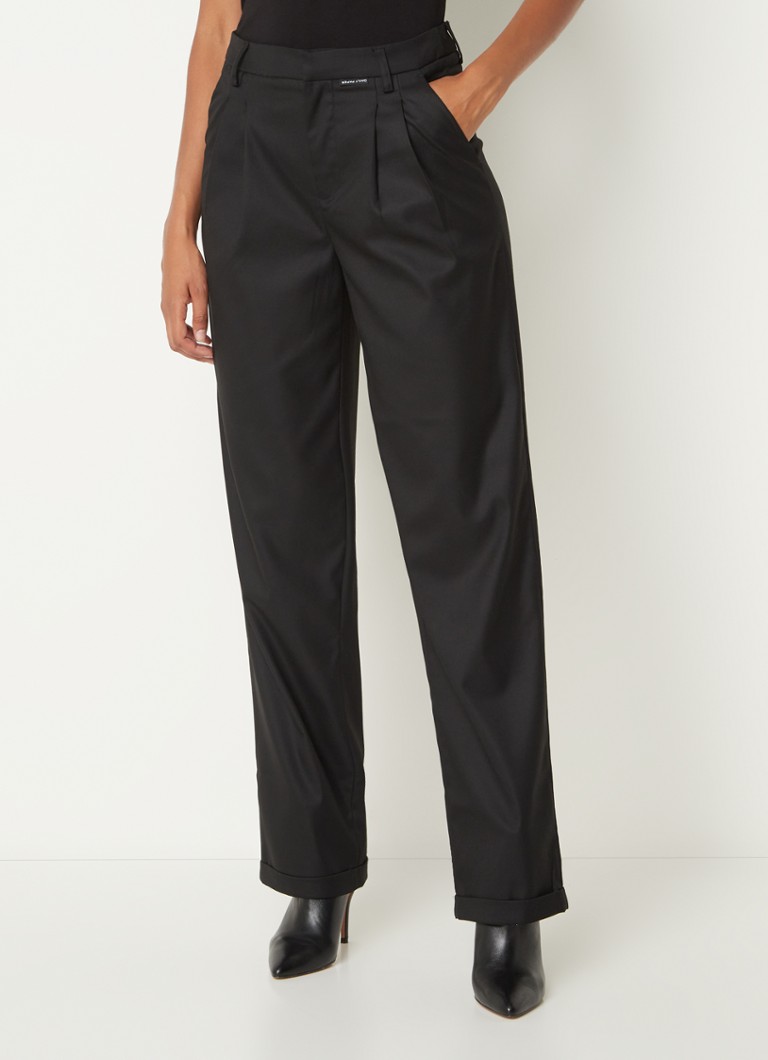 Daily Paper Nessa high waist tapered fit broek met plooien • Zwart • de ... Daily Paper Nessa high waist tapered fit broek met plooien • Zwart • de ...