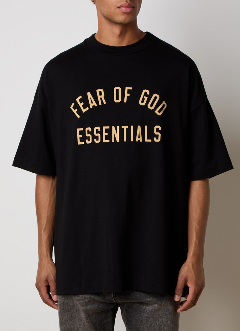Fear of God Oversized T-shirt met logoprint • Zwart • de Bijenkorf