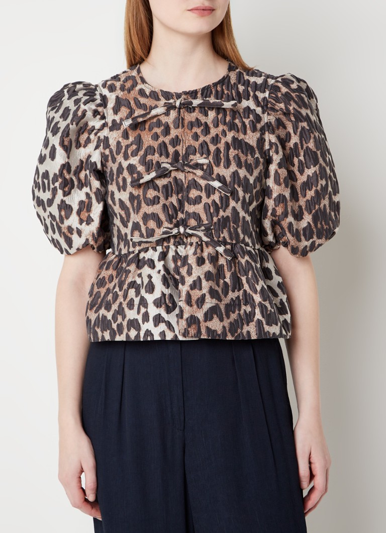 Ganni 3D Leopard top met peplum en strikdetail • Bruin • de Bijenkorf