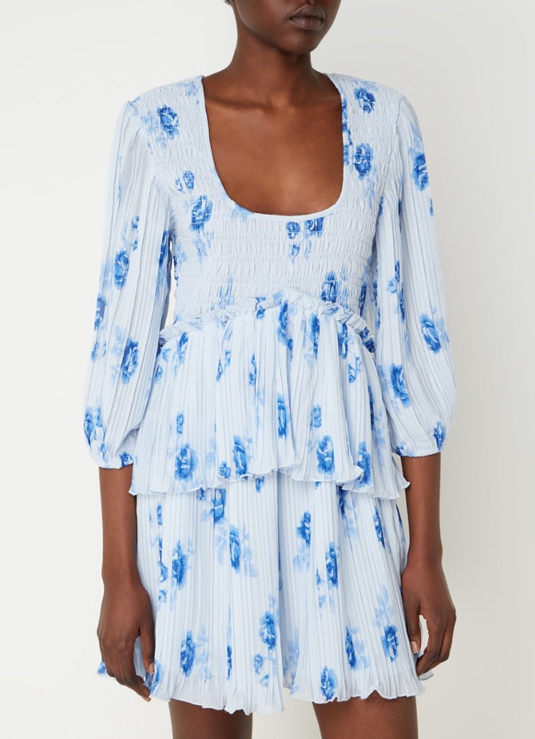 Ganni Mini jurk van crêpe met smockwerk en bloemenprint • Lichtblauw ...