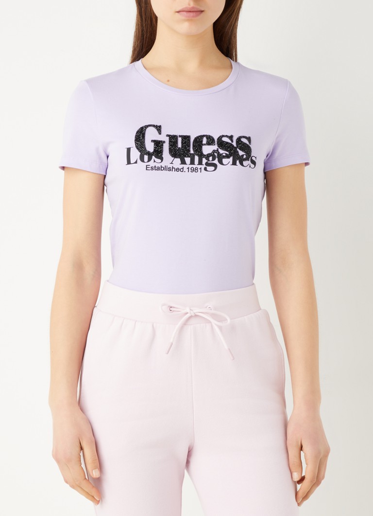 GUESS Astrelle T-shirt met logo van strass • Lila • de Bijenkorf
