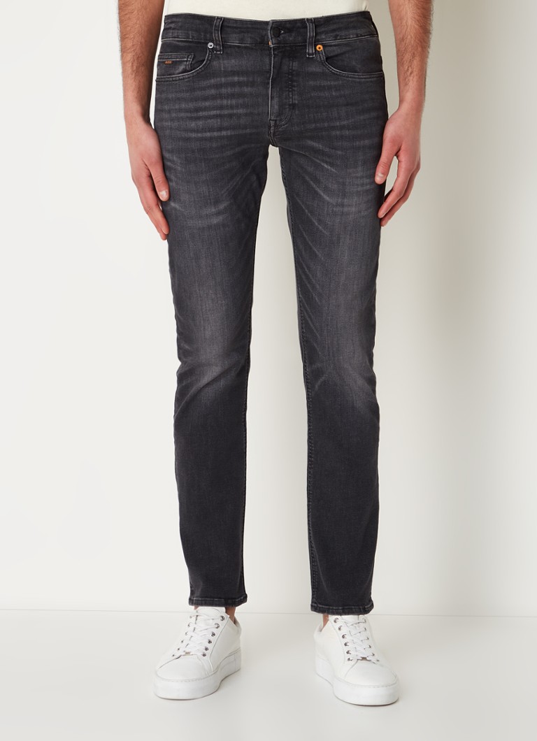 HUGO BOSS Delaware slim fit jeans met donkere wassing • Zwart • de ...