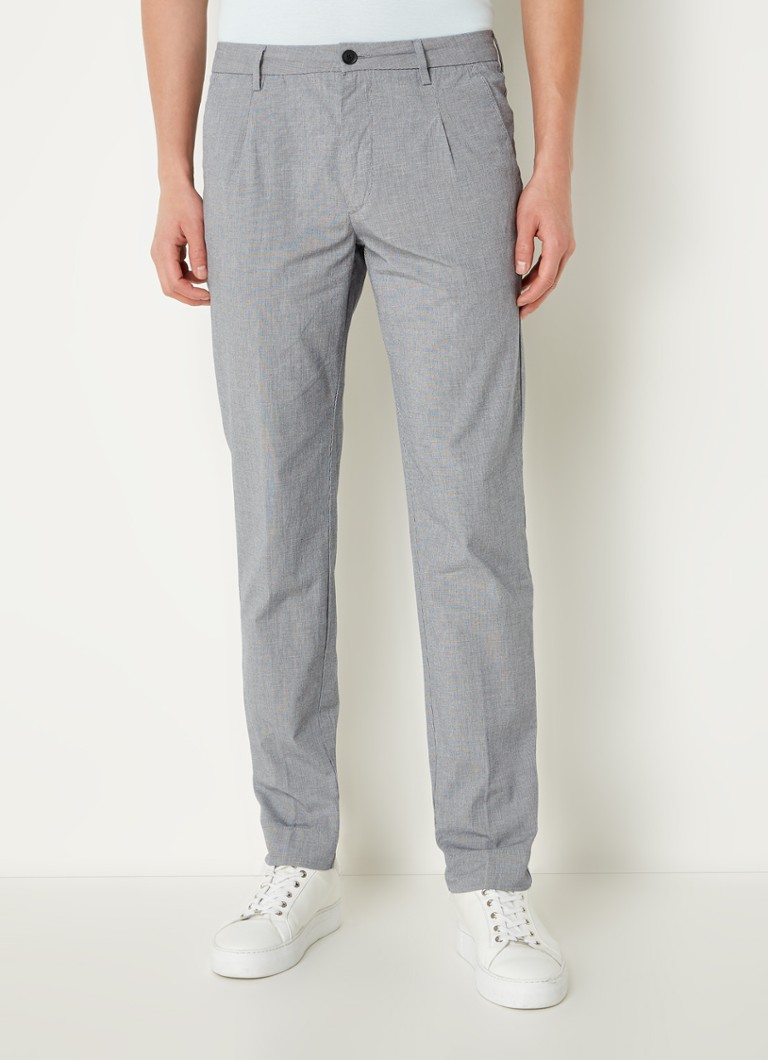 HUGO BOSS Kaito1 slim fit pantalon in lyocellblend met plooidetail ...