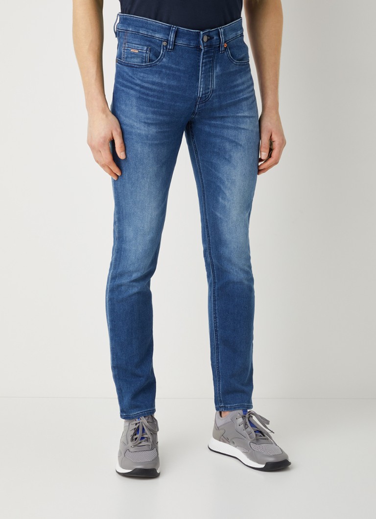 HUGO BOSS Taber tapered jeans met medium wassing • Indigo • de Bijenkorf