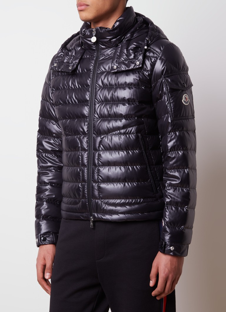 Moncler Lauros gewatteerd jack met donsvulling en afneembare capuchon ...