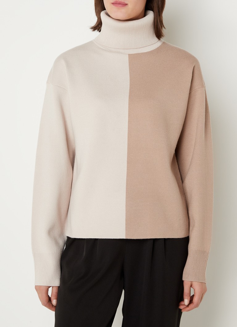 NA-KD Fijngebreide coltrui met stretch • Beige • de Bijenkorf NA-KD Fijngebreide coltrui met stretch • Beige • de Bijenkorf