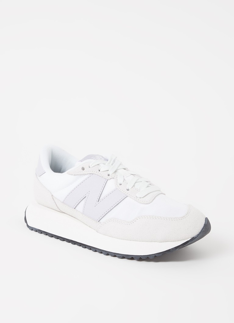 New Balance 237 sneaker met suède details • Wit • de Bijenkorf