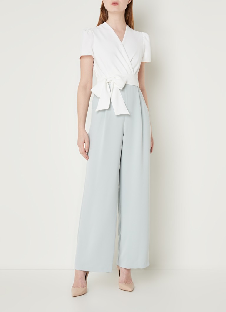 Phase Eight Eloise wide fit jumpsuit met strikceintuur • Lindegroen ...