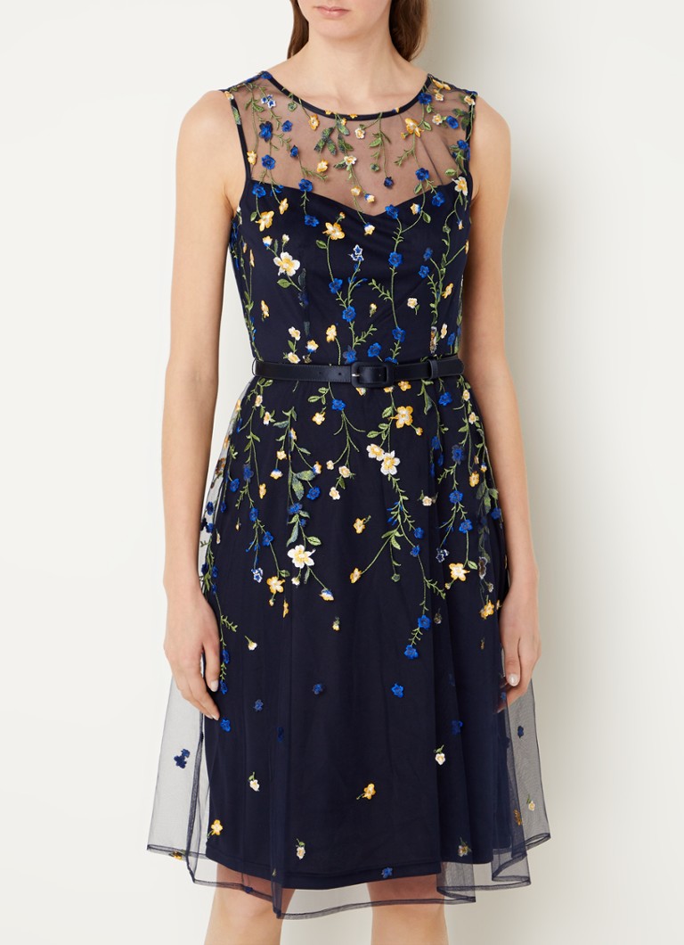 Phase Eight Esmeralda mini jurk met ceintuur en bloemborduring ...
