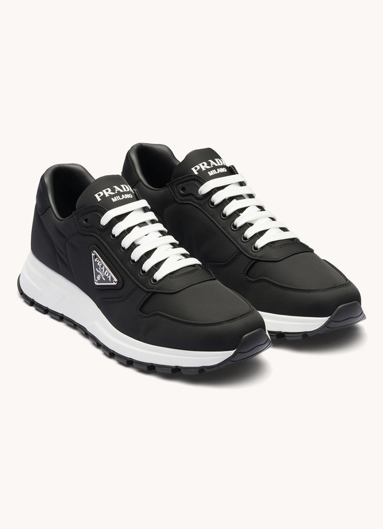 Prada Prax 01 Re-Nylon sneaker met logo • Zwart • de Bijenkorf