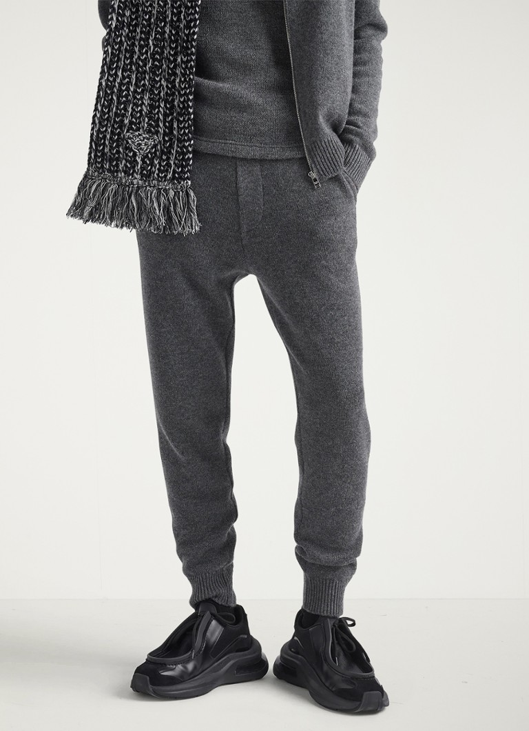 Prada Tapered fit joggingbroek van kasjmier • Donkergrijs • de Bijenkorf