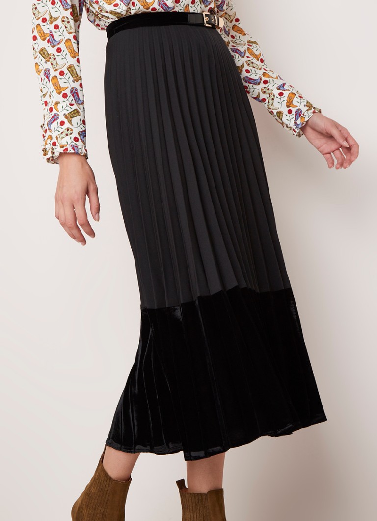 Sandro Midi rok met plissé en fluweel • Zwart • de Bijenkorf
