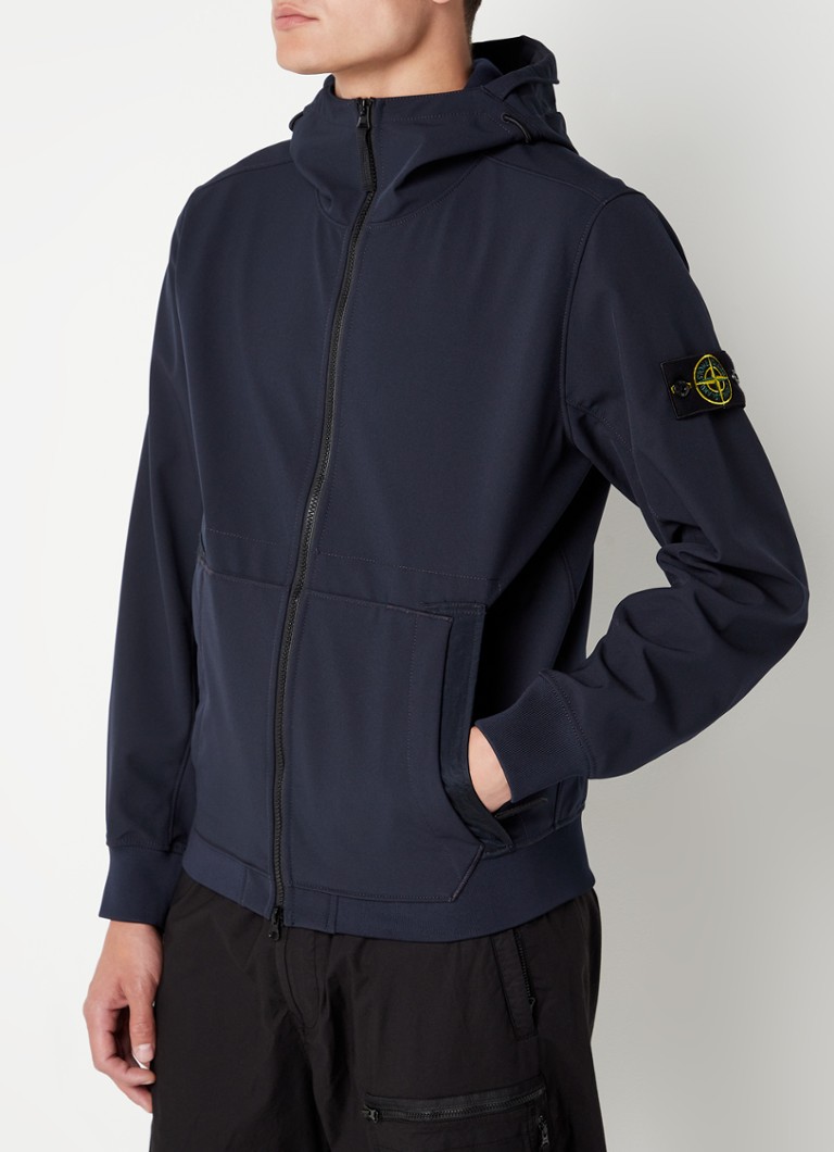 Stone Island Q0122 Softshell jack met ritszakken en capuchon ...