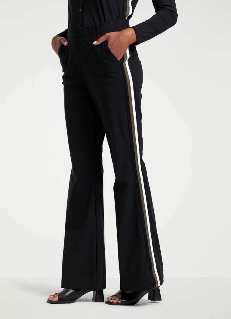 Studio Anneloes Noa mid waist flared broek met steekzakken • Zwart • de Bijenkorf