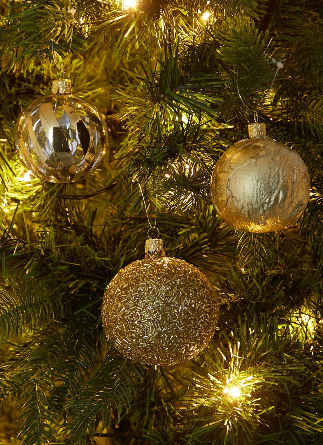de Bijenkorf Home Goud Spikkels kerstbal 9 cm • Goud • de Bijenkorf