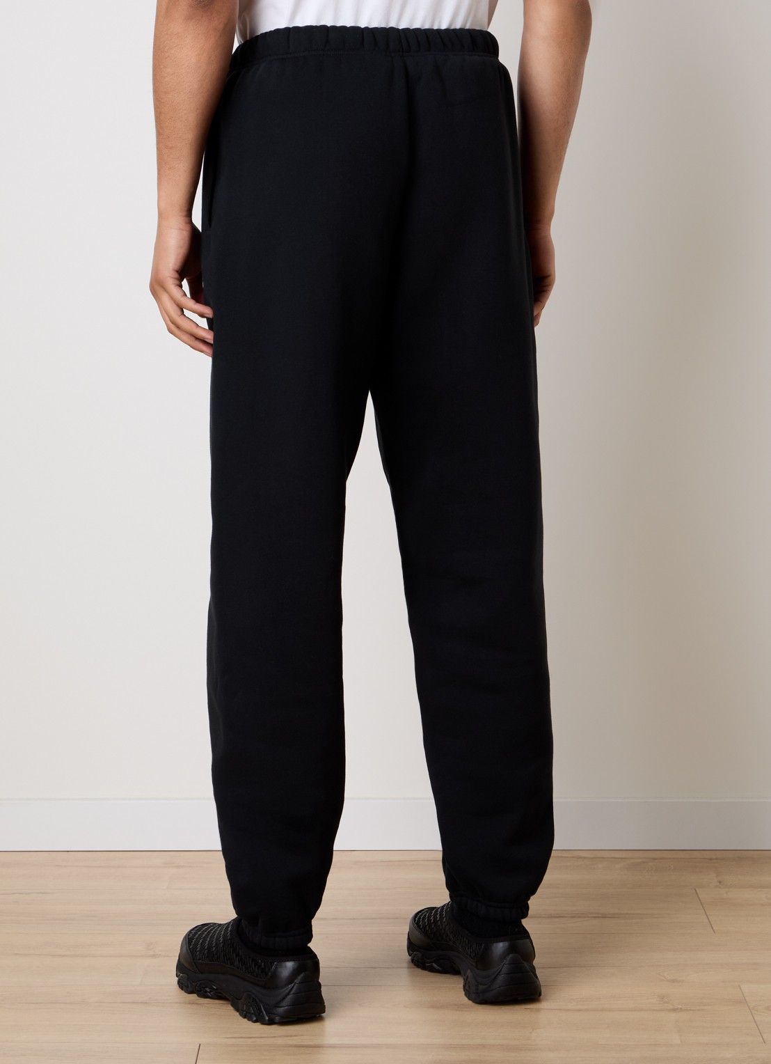 Fear of God Essentials AS25 loose fit joggingbroek met logo • Zwart ...