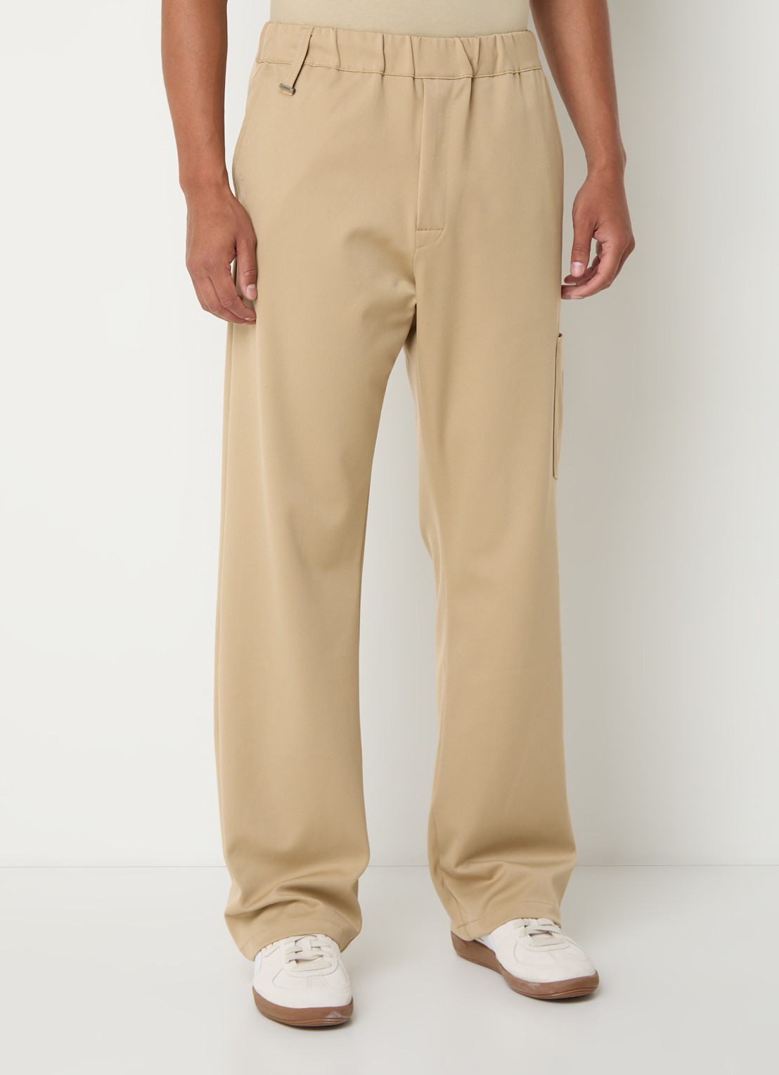 FLÂNEUR Atelier loose fit chino met opgestikte zak • Beige • de Bijenkorf