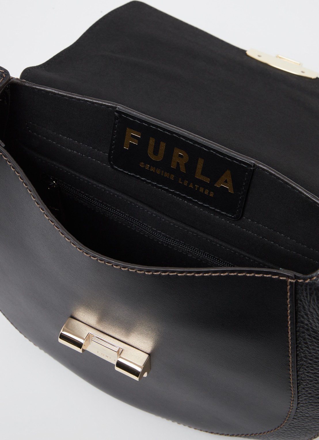 FURLA Club 2 S crossbodytas van kalfsleer • Zwart • de Bijenkorf
