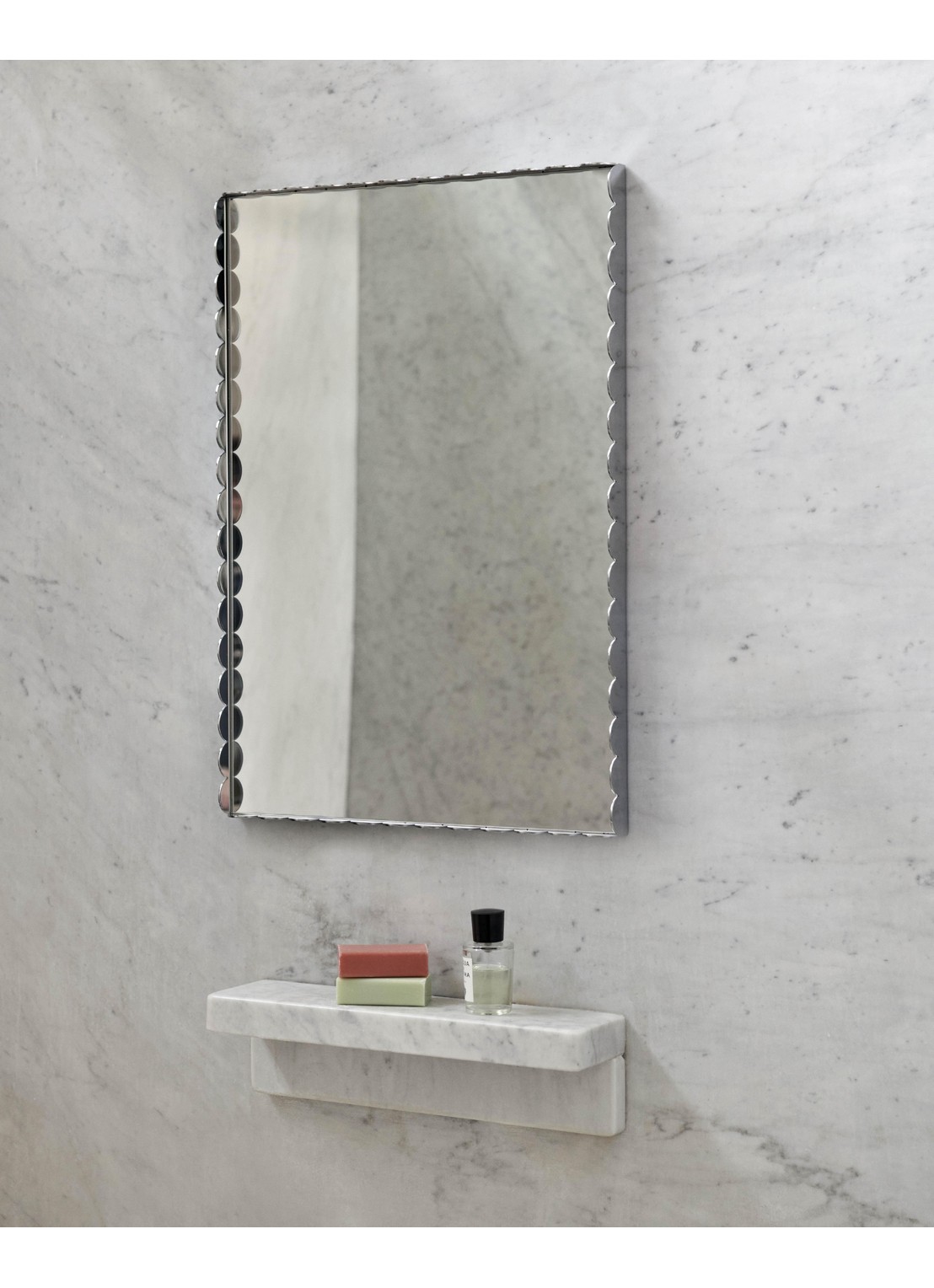 Hay Arcs wandspiegel S 61 x 43 cm • Transparant • de Bijenkorf