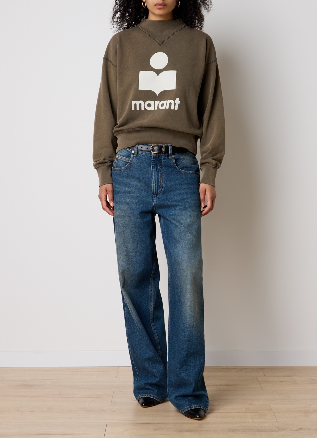 Isabel Marant Moby sweater met flock logoprint • Khaki • de Bijenkorf