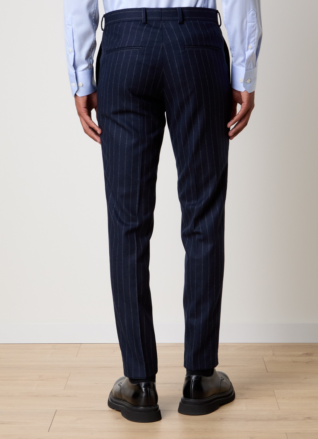 Oscar Jacobson Denz slim fit pantalon van wol met krijtstreep ...