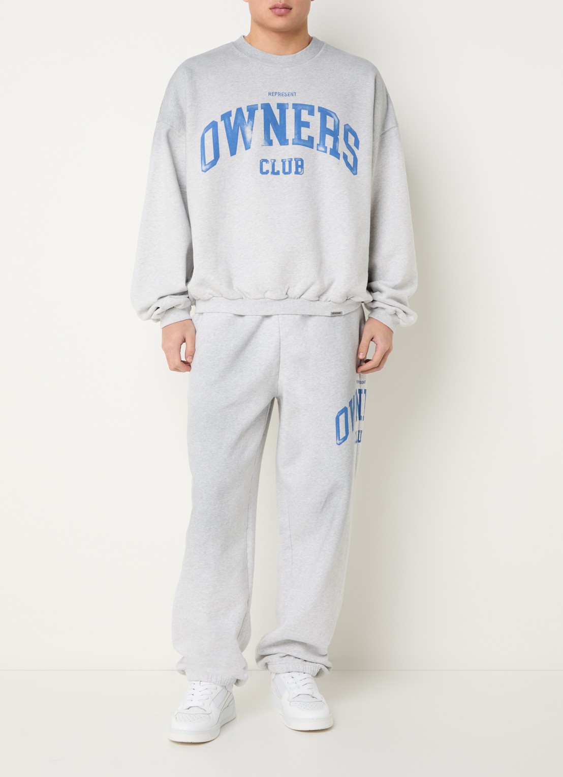Represent Mid waist tapered fit joggingbroek met logo • Lichtgrijs • de ...
