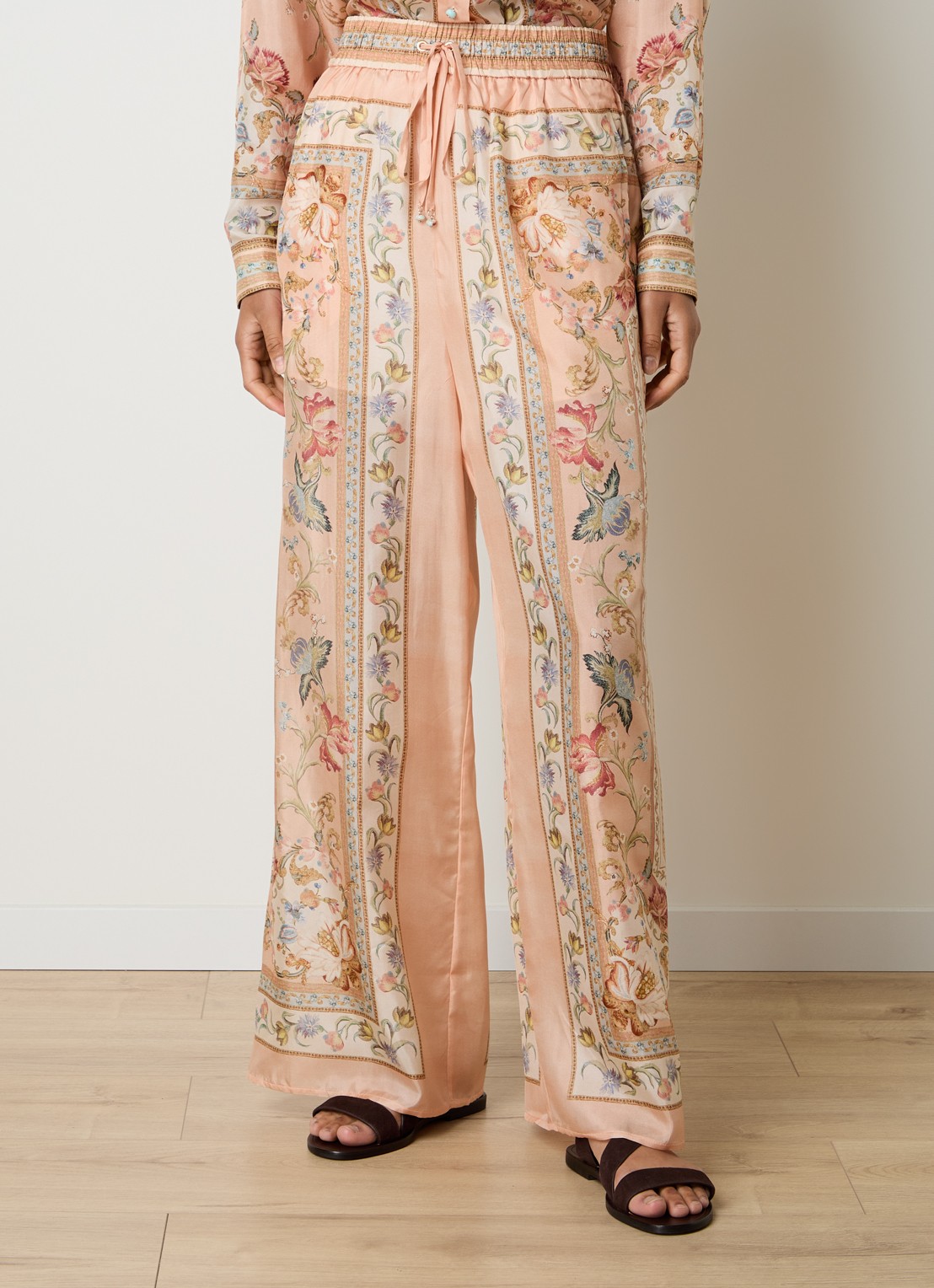 Zimmermann Roselight high waist wide fit broek van zijde • Zalmroze ...